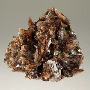 Axinite stone, use and specifications of Axinite stone - Gemology ...
